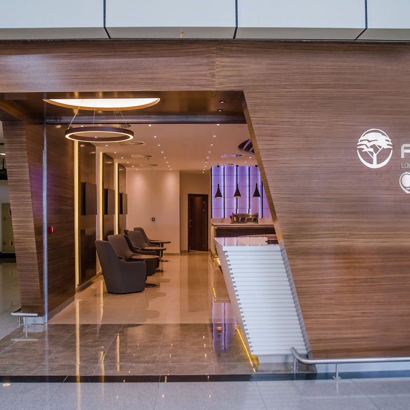 FNB LOUNGE – MOZAGO